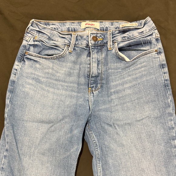 Wrangler | Jeans | Wrangler Womens Classic Light Blue Straight Leg ...